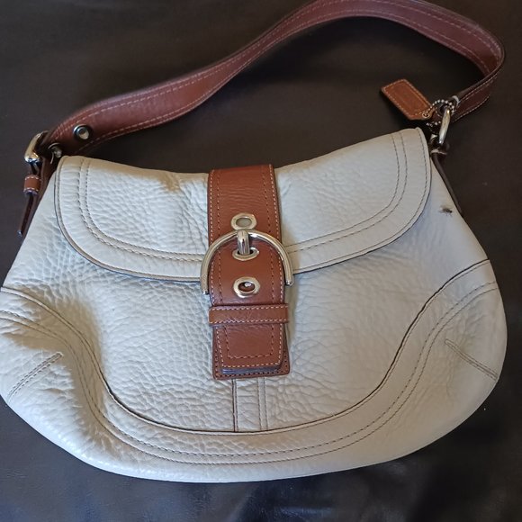 Coach | Bags | Coach Creme Pebble Hobo Bag With Brown Clasp | Poshmark